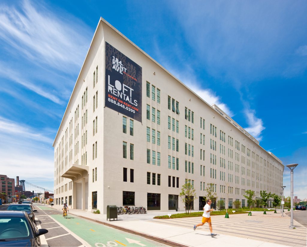 6,750 SF Ground Floor Retail Space in Luxury Waterfront Building – TerraCRG