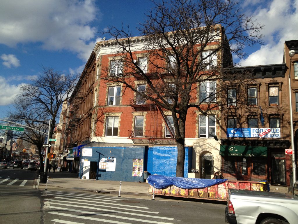 Corner Mixed-Use Building – TerraCRG