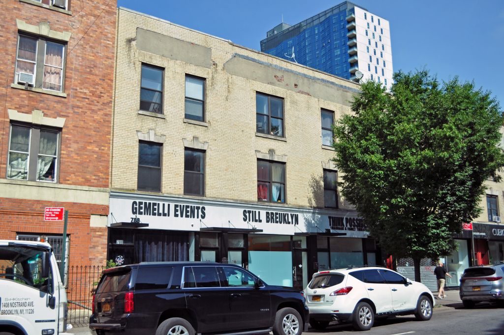 Three Contiguous Mixed-Use Buildings – TerraCRG